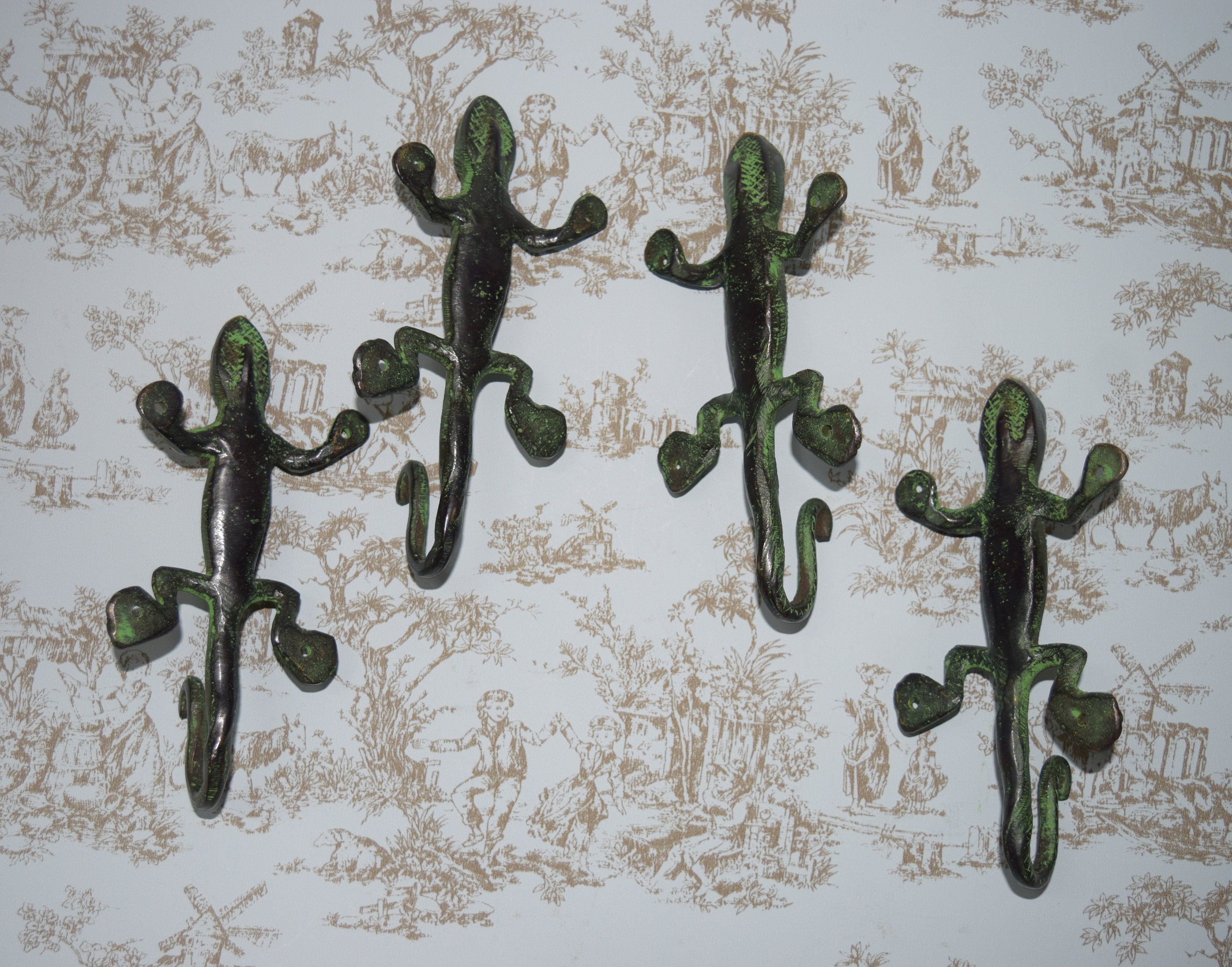 Set of 04 pieces Lizard Hook Brass Chameleon Hanger | Etsy