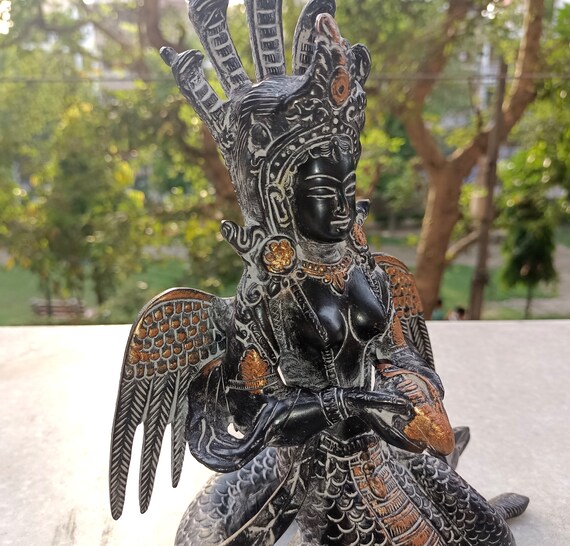 Mansa Devi Statue
