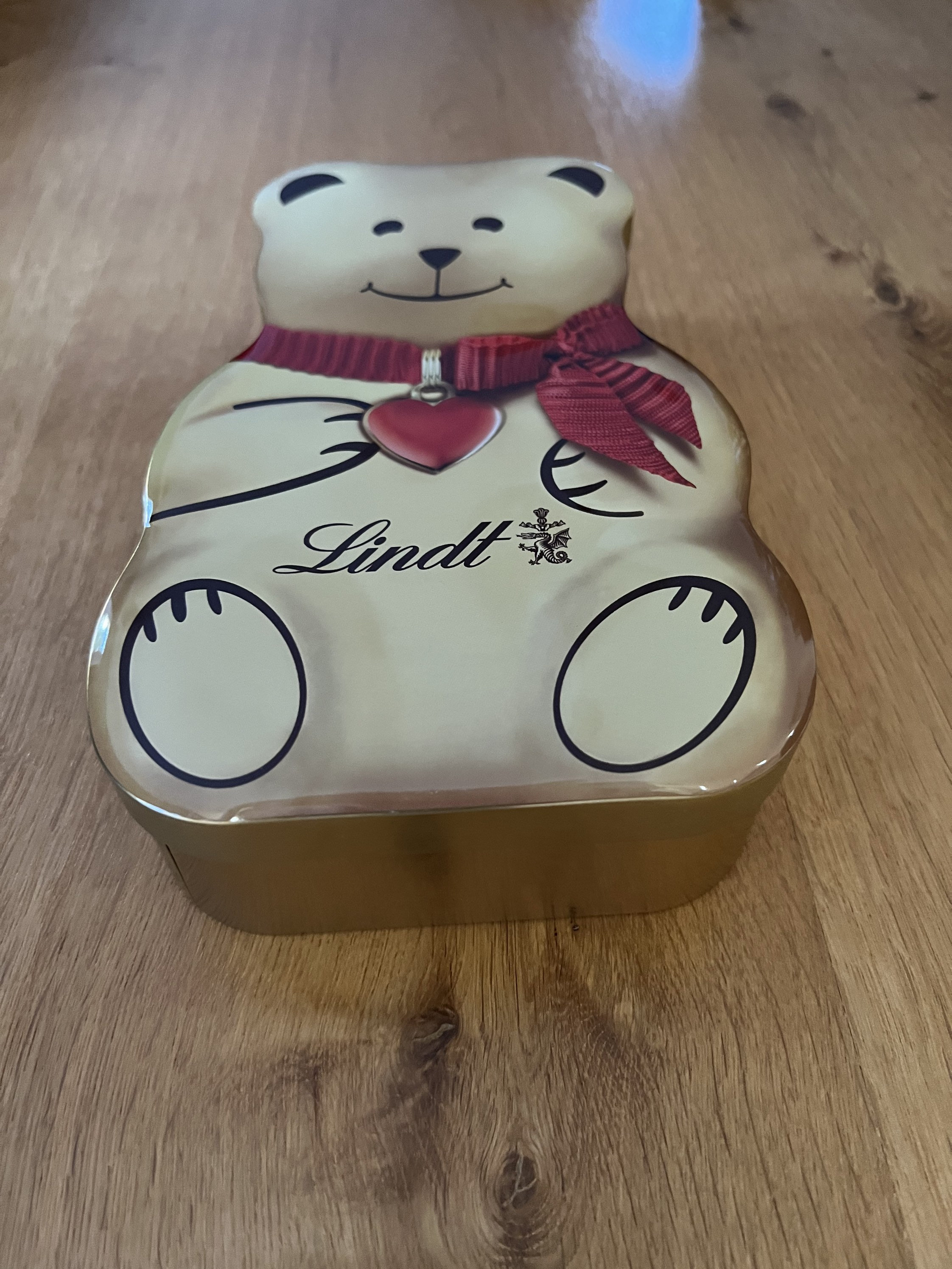 Lindt Teddy Tin With Milk Chocolate Lindt Lindor Chocolates - Etsy UK