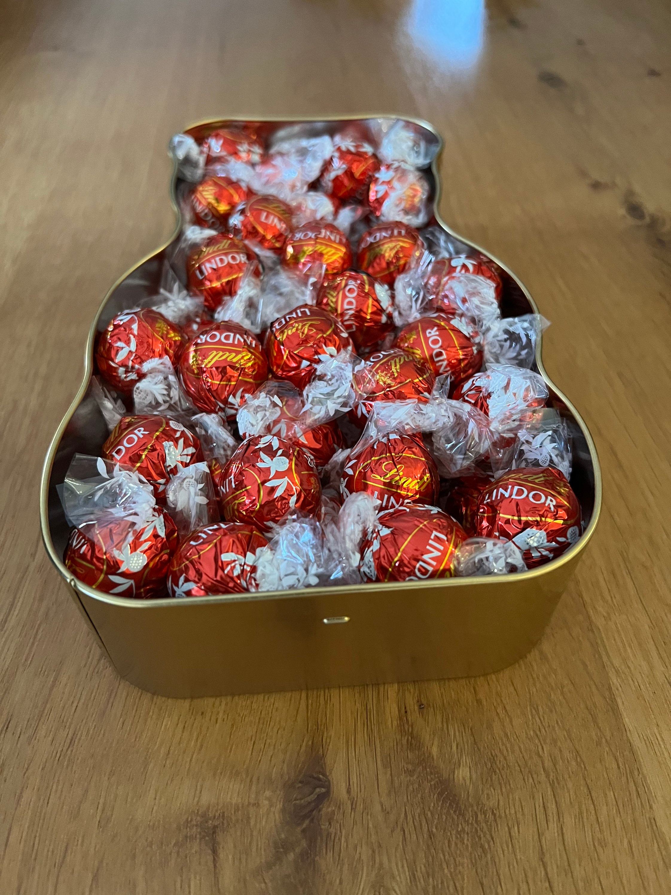 Lindt Teddy Tin With Milk Chocolate Lindt Lindor Chocolates - Etsy UK