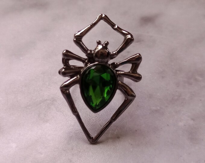 Gothic Spider Ring Green Stone - Etsy