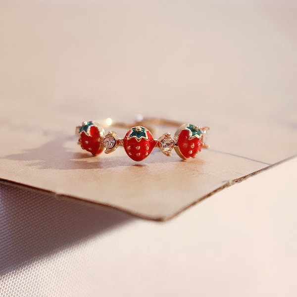 Strawberry Ring - Etsy