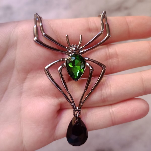 Spider Gothic Necklace - Etsy