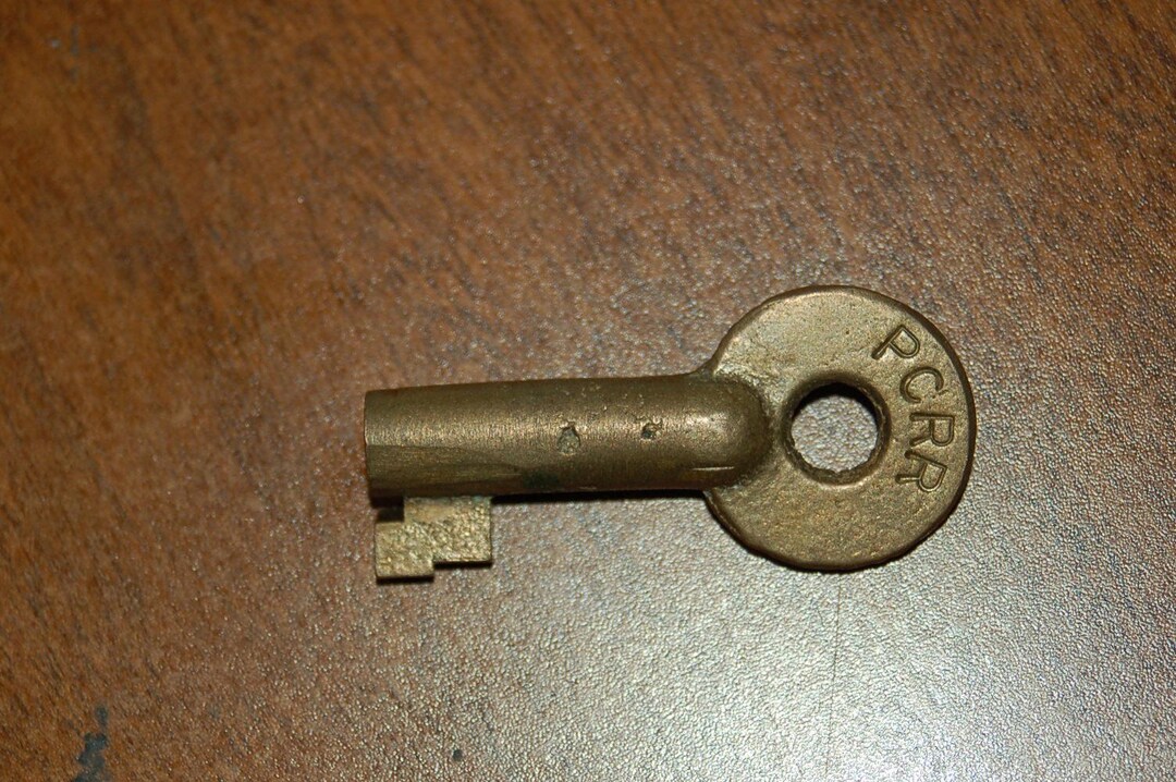 Penn Central Railroad Brass Switch Key by Adlake - Etsy