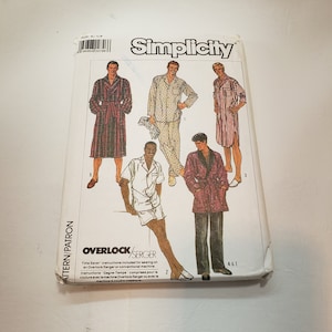 Simplicity 8323 Sewing Pattern for Men's Robe, Nightshirt, Smoking ...