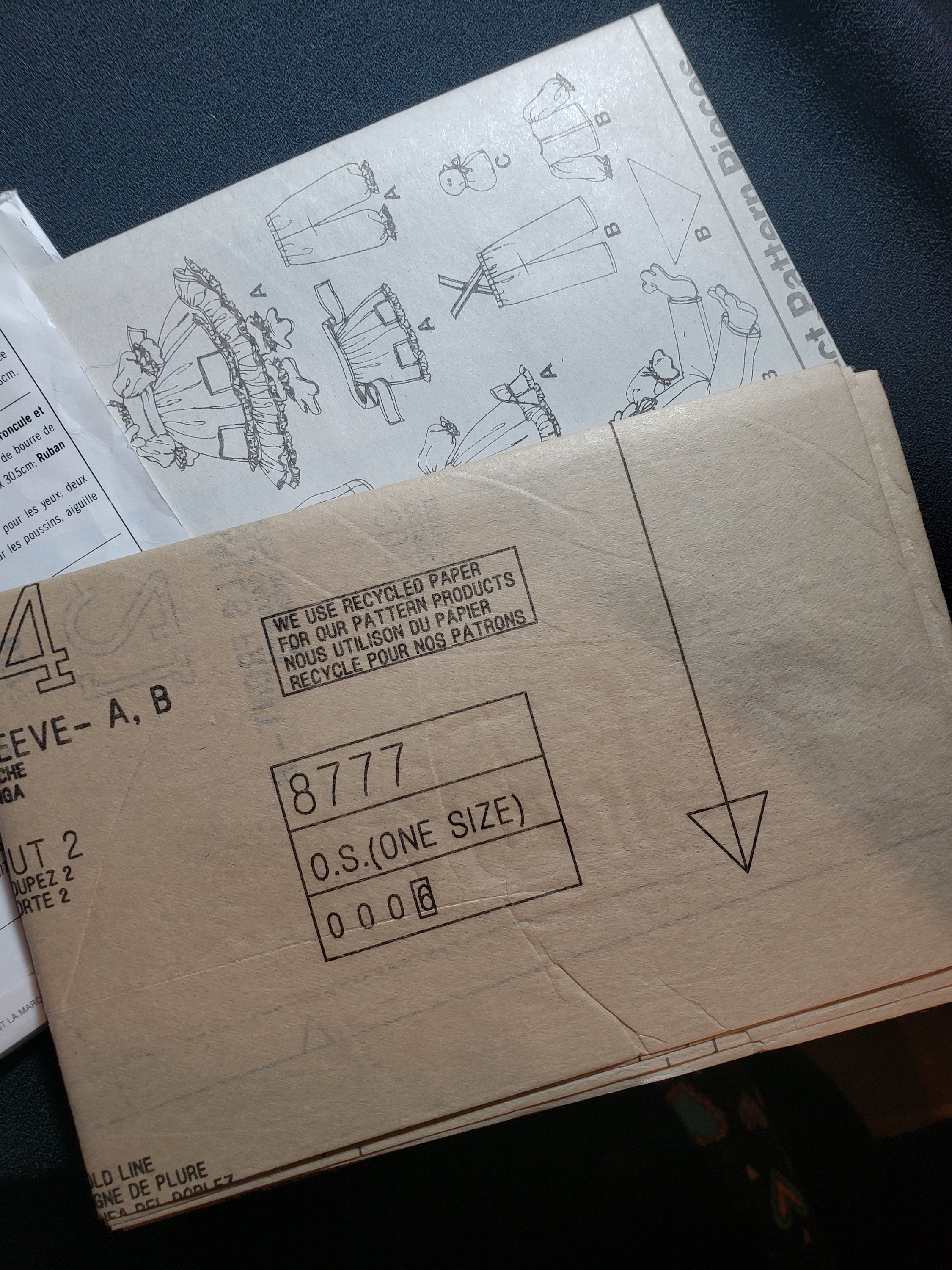 Simplicity Crafts 8777 Sewing Pattern for 22 Inch Stuffed Chicken and ...