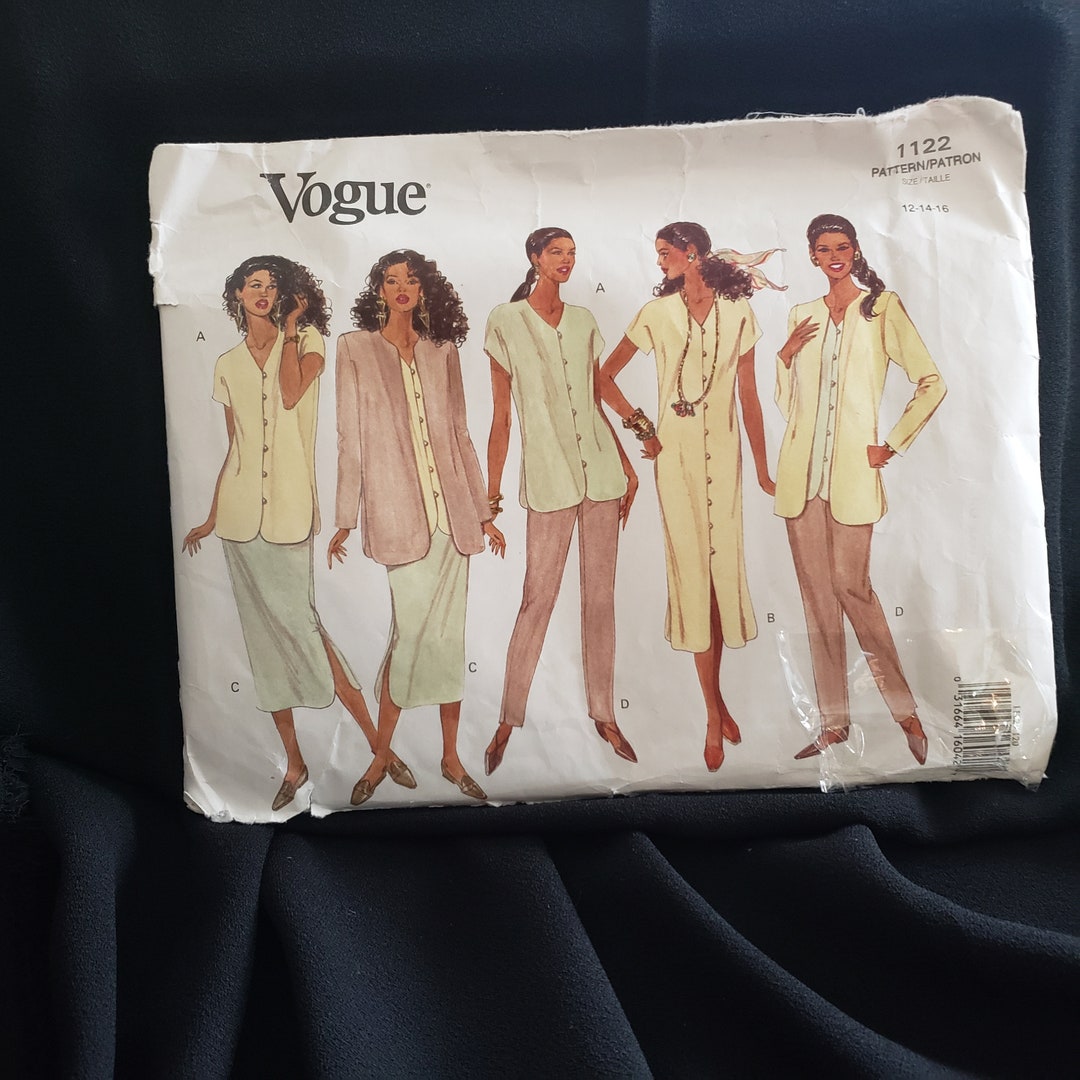 Vogue 1124 Sewing Pattern for Front Button Loop Top, Free Flow Easy ...