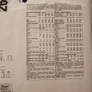 Vogue 2622, Sewing Pattern for VALENTINO Skirt and Jacket CUT to Size ...