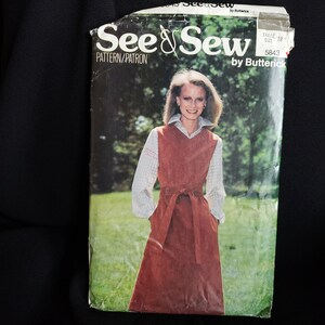 See & Sew 5843 Sewing Pattern for Semi Fitted Below Mid Knee Jumper ...