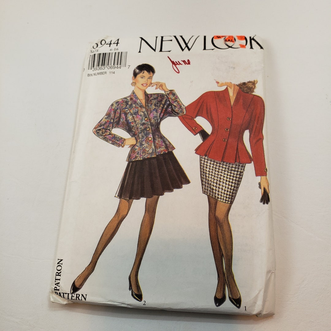 New Look 6944 Sewing Pattern for Dolman Sleeve Jacket and Short Flared ...