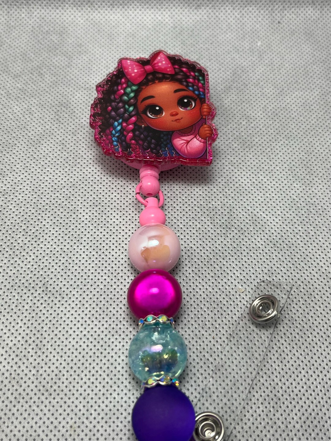 Little Girl Peeping Badge Reel , Little Girl W/ Pink Bow Beaded Badge ...