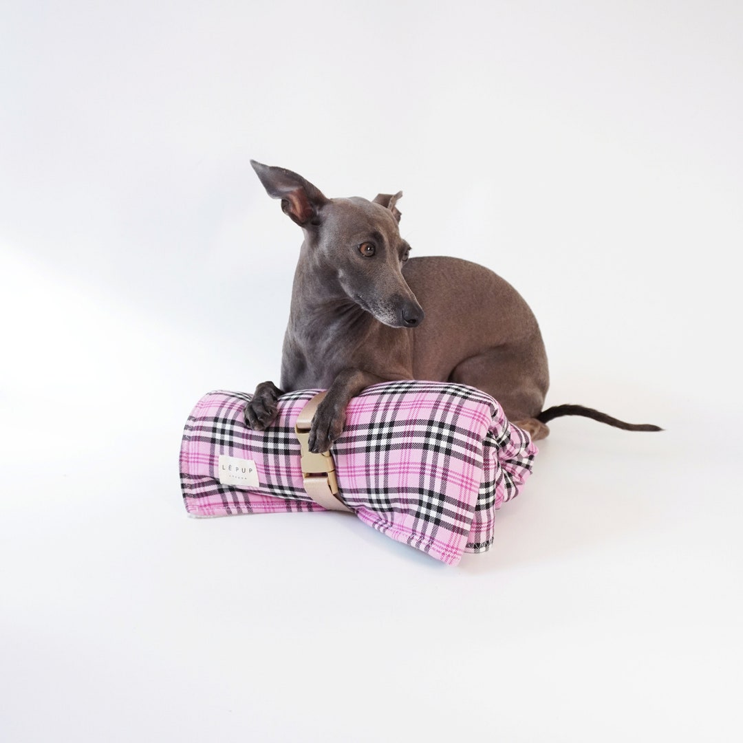 Dog Travel Mat (pink Tartan) - LÈ MAT - Quilted Roll up Travel Mat for Dogs, Settle Dog Mat ...