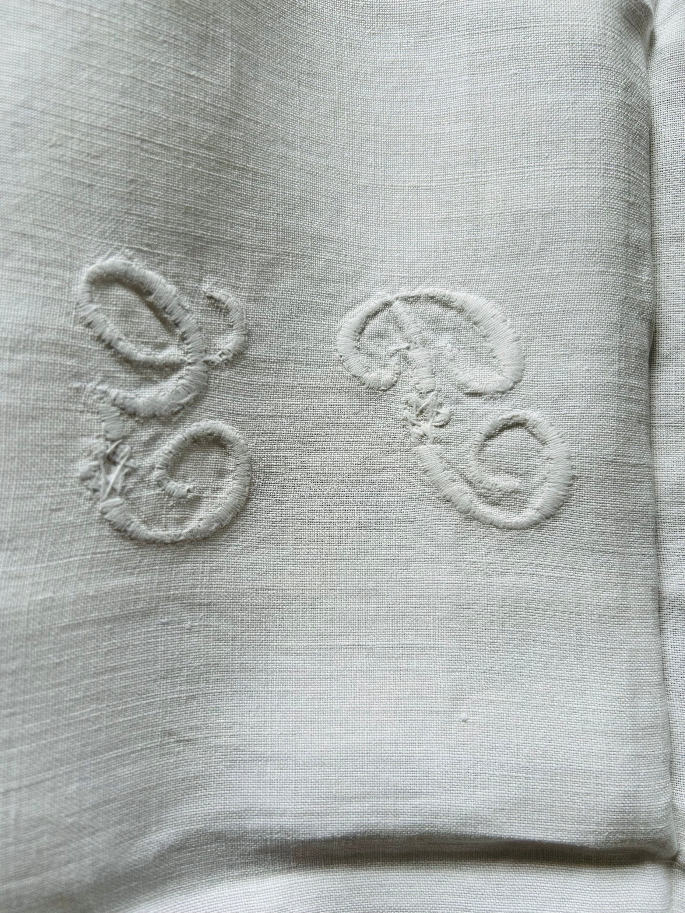 A Set of 5 Antique French Linen Serviettes/ Napkins With an Embroidered ...