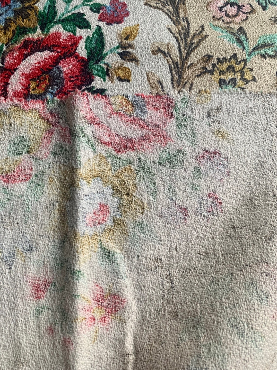 An Antique English Bark Cloth Piece of Fabric With a Screen Printed ...