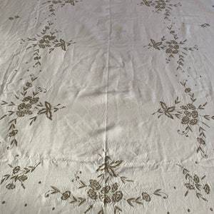 A Mid Century Large Hand Embroidered Two Toned Floral Linen Rectangular ...