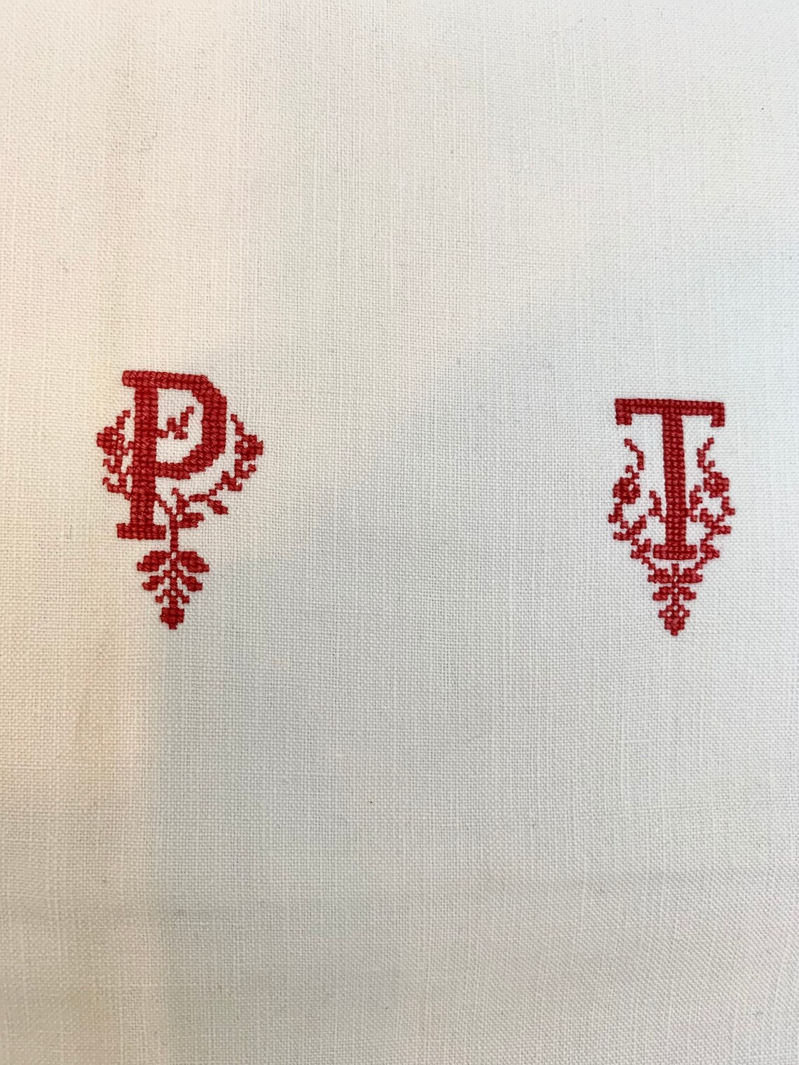 A Plain White French Métis Sheet With a Cross Stitch Red Monogram PT ...