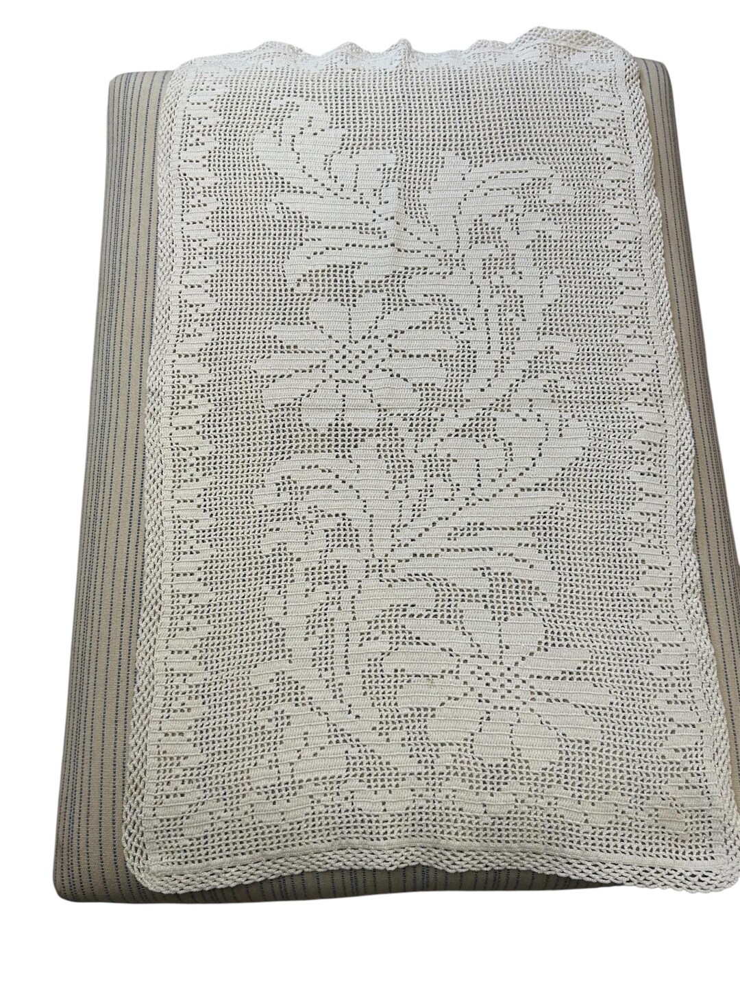 An Antique Hand Crocheted White Cotton Table Centrepiece Circa 1920 - Etsy