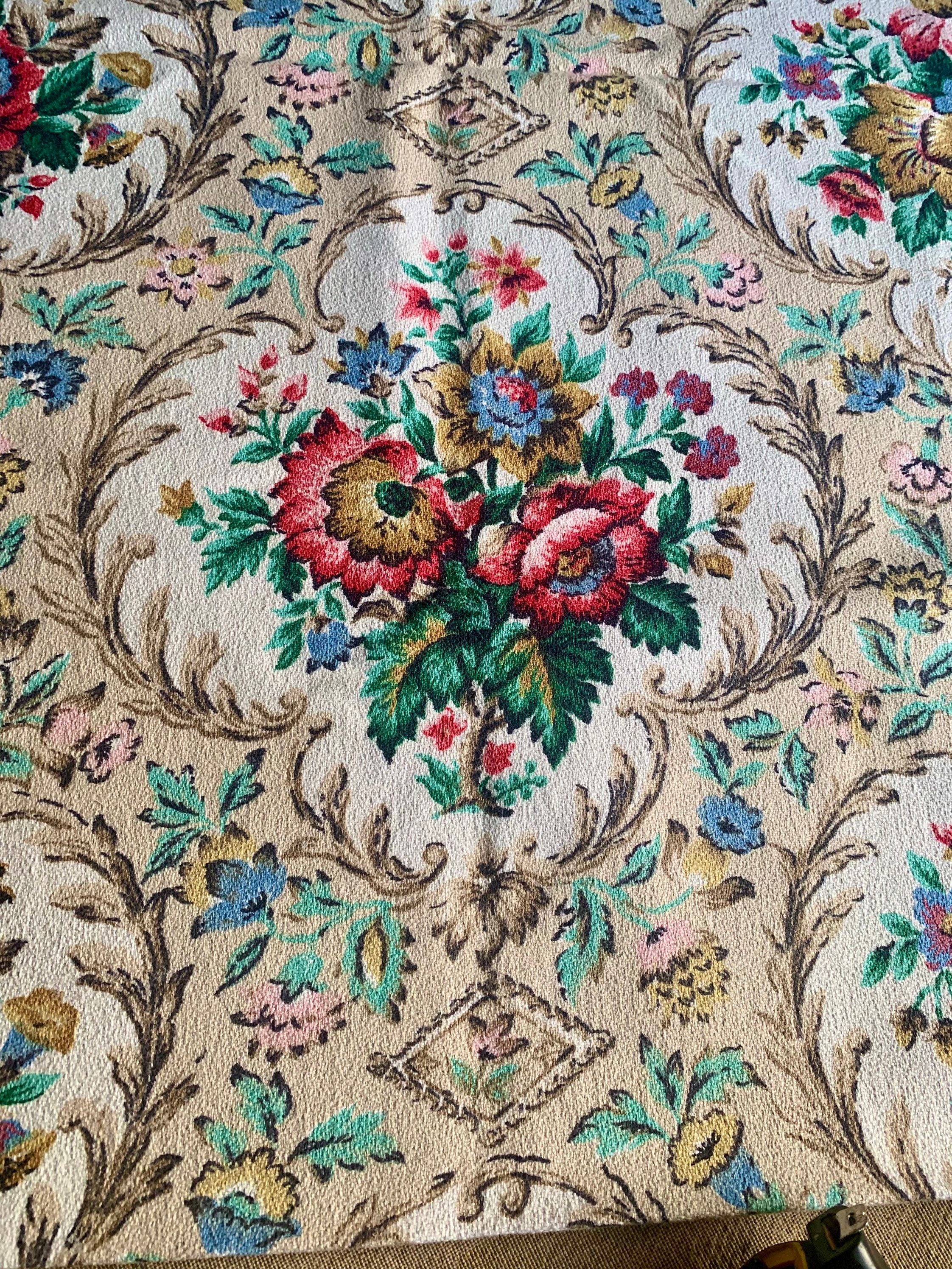 An Antique English Bark Cloth Piece of Fabric With a Screen Printed ...