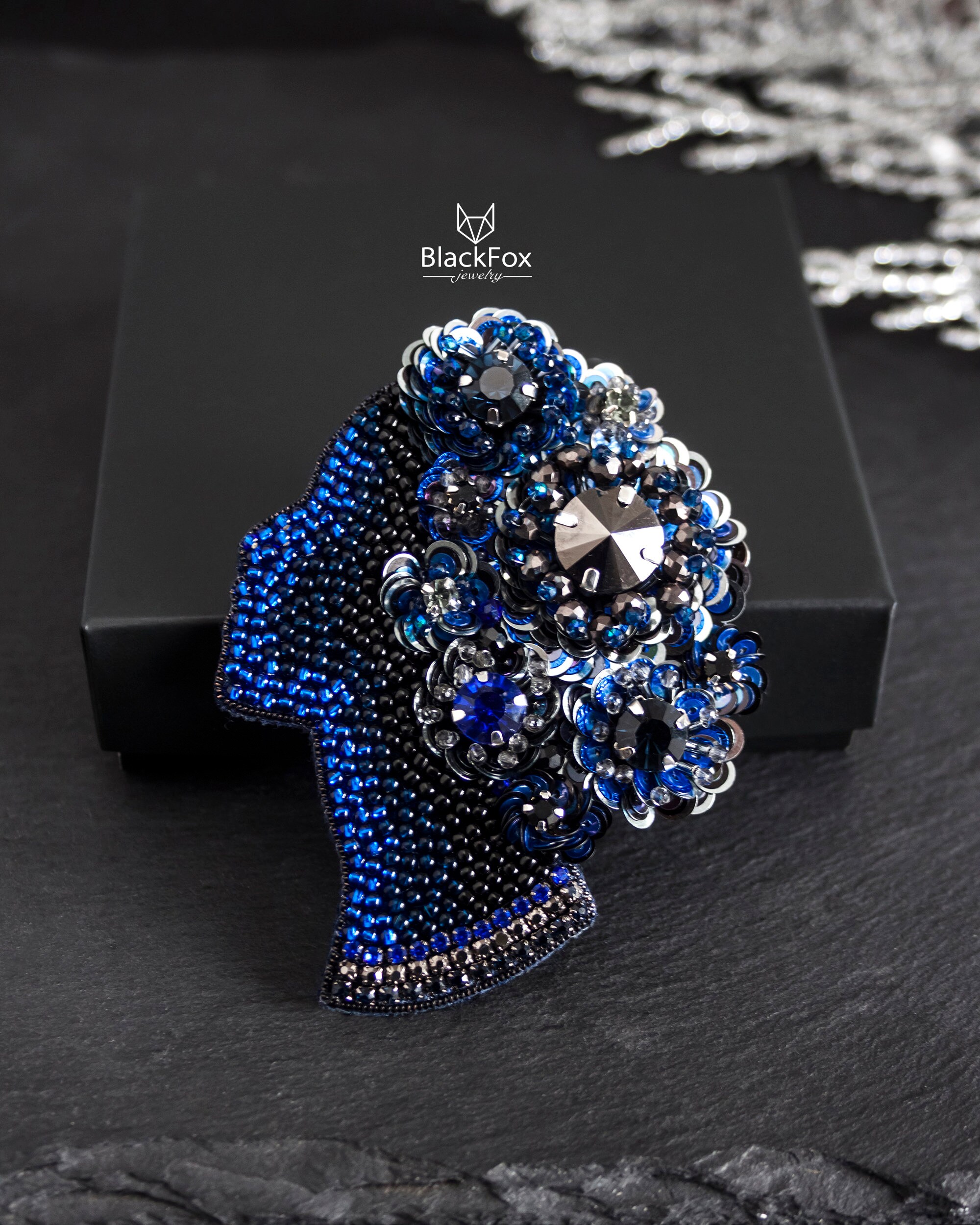 Flower Hair Woman's Profile Beaded Brooch Pin - Gift for Her - Etsy