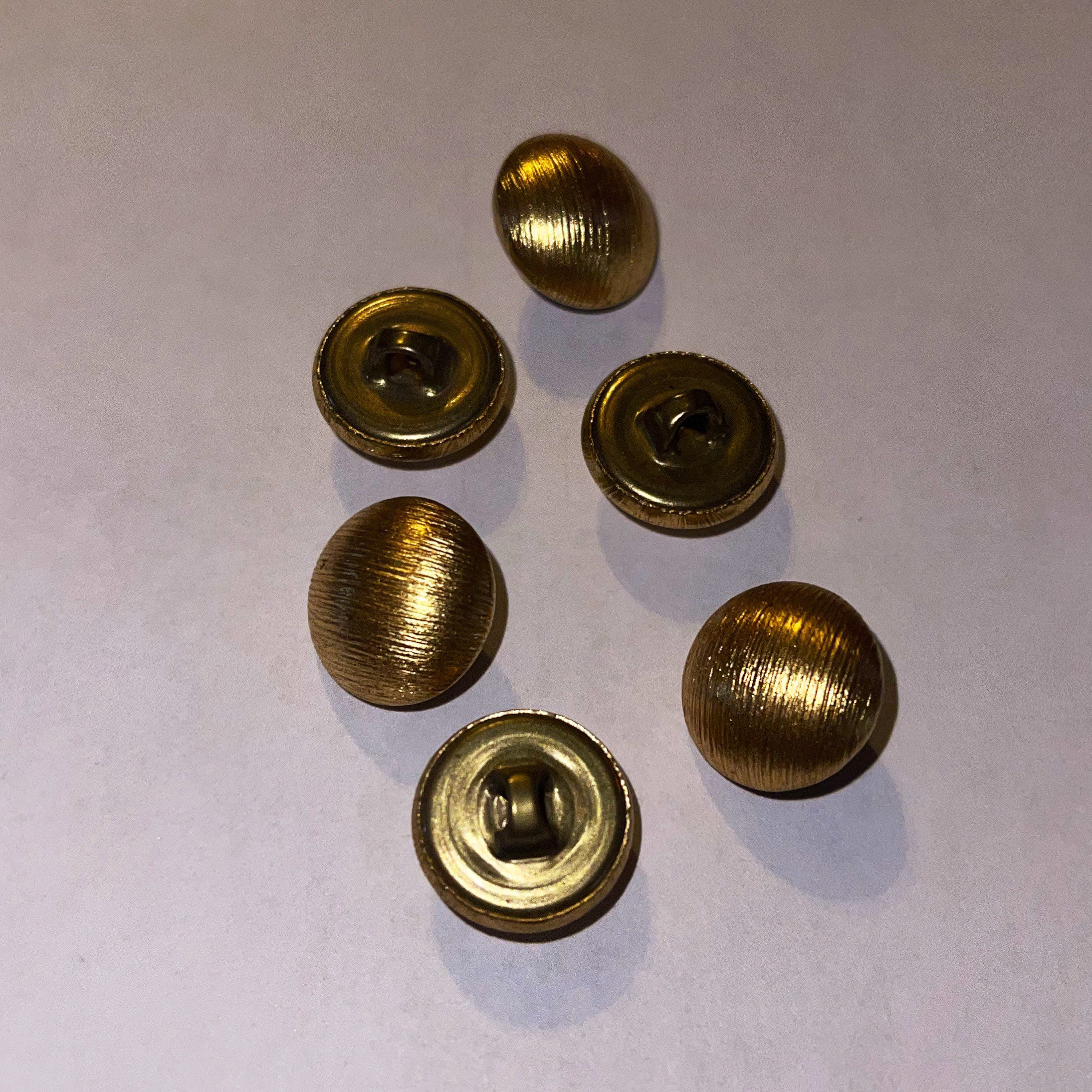 Botones redondos texturizados vintage - botones de oro de 15 mm ...