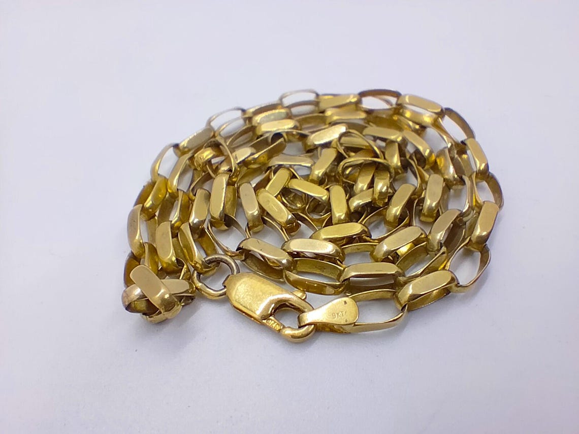 An Unusual Heavy 9ct Solid Yellow Gold Oblong Beltcher Link Necklace ...