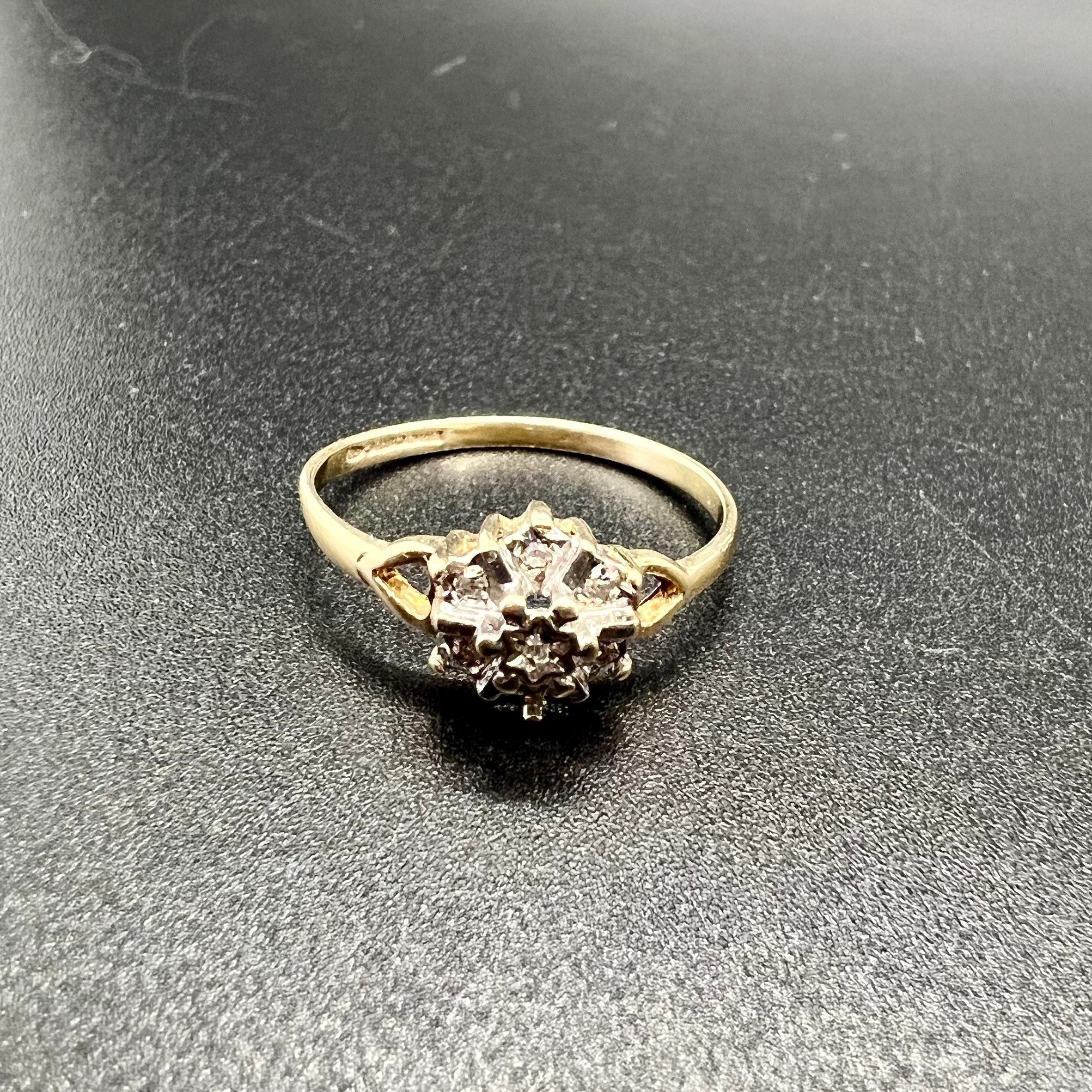 A Pretty 9ct Gold Diamond Flower Head Ring Size N - Etsy