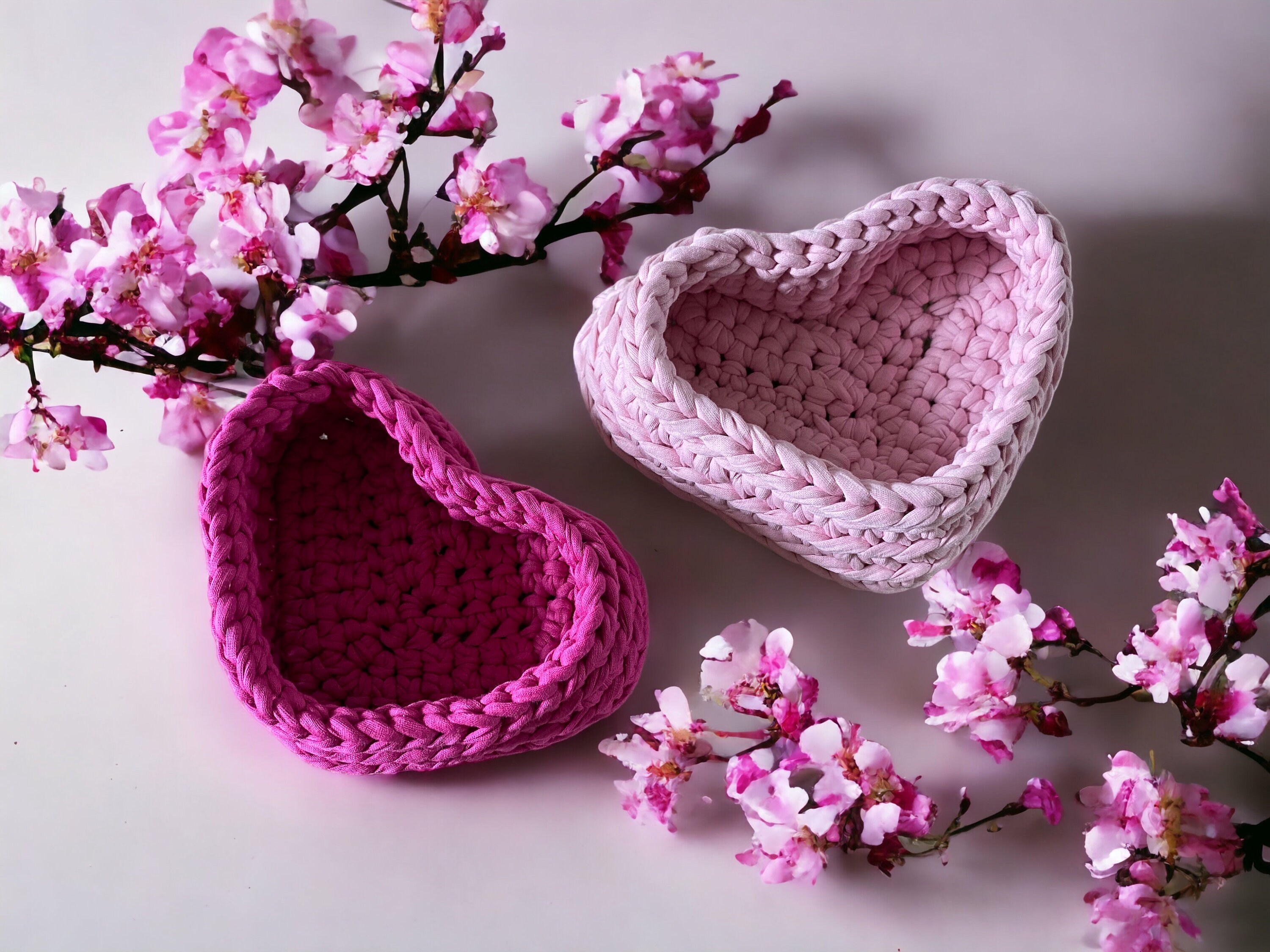 Simple Crochet Heart Trinket Dish / Basket Pattern - Etsy