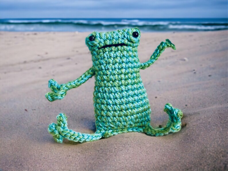 Quick Leggy Froggy Crochet Pattern. - Etsy
