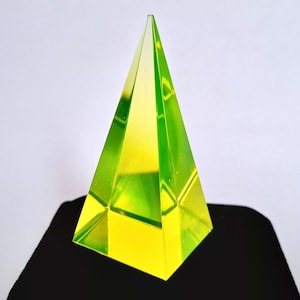 Uranium Glass Pyramid Art Glass Vaseline Yellow Clear Glass Figurine ...