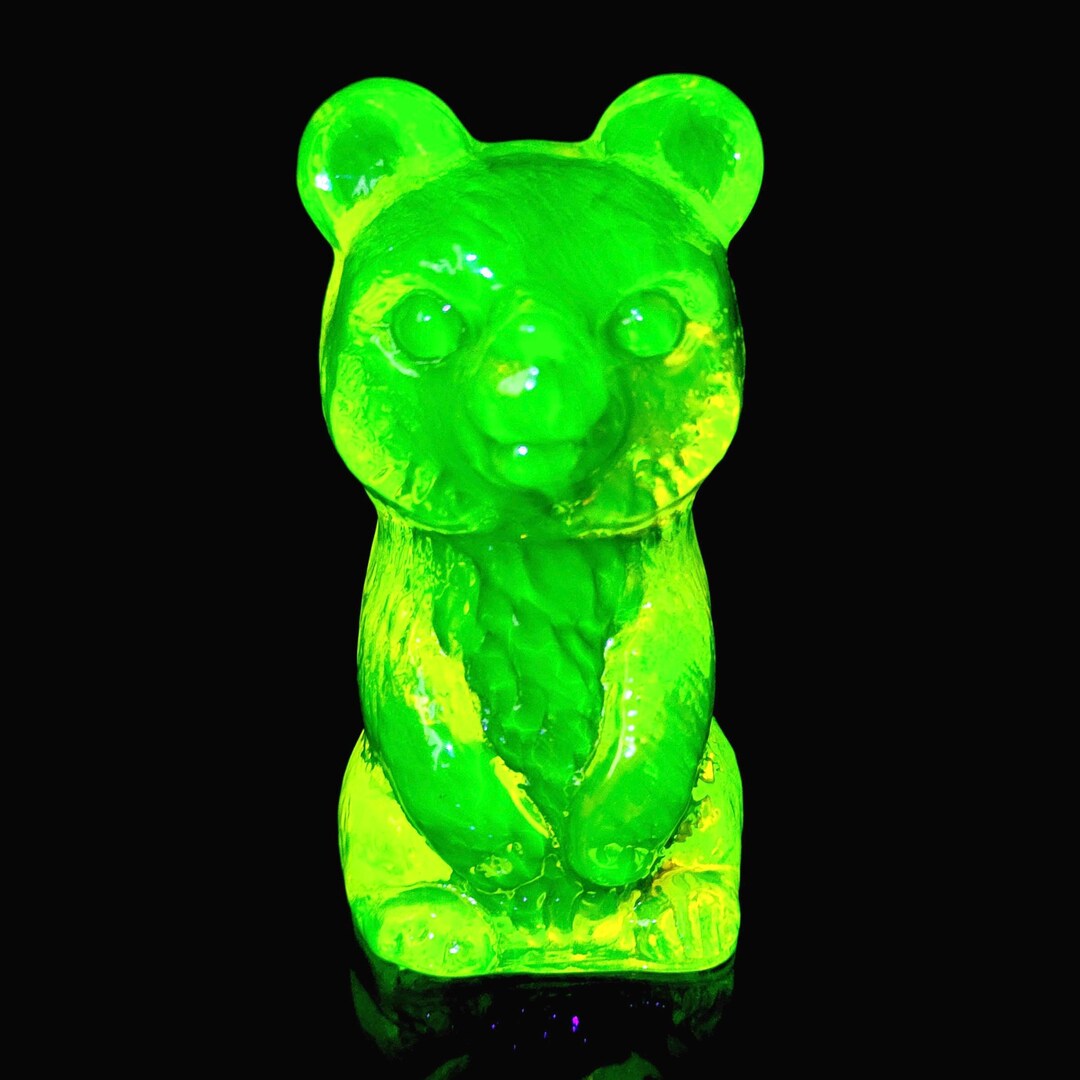 Uranium Vaseline Glass Bear Figurine Depression Yellow Glass Sculpture ...