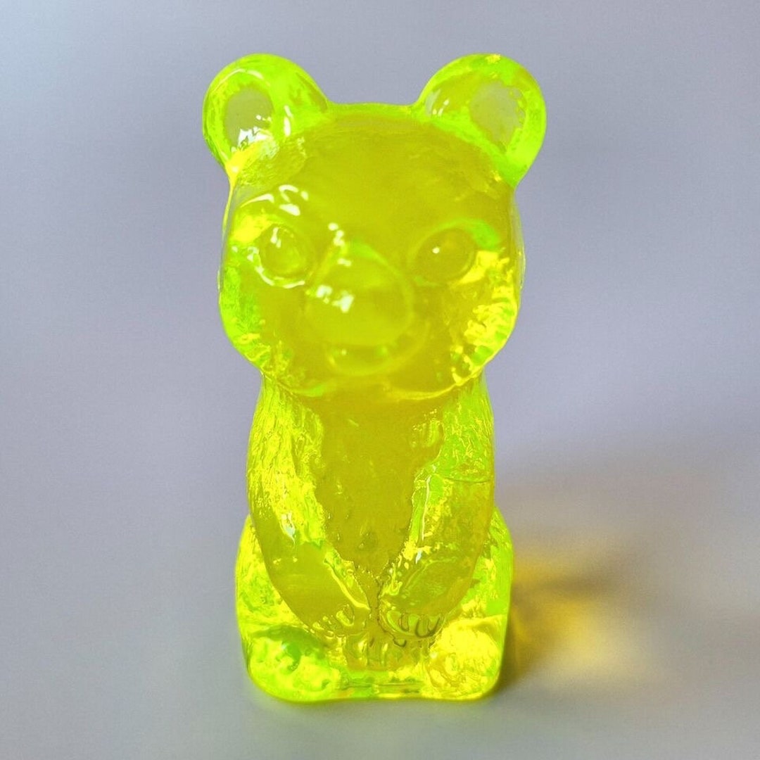 Bear. Uranium Glass. Vintage Czech Glass. Bear Figure. Vaseline Glass ...