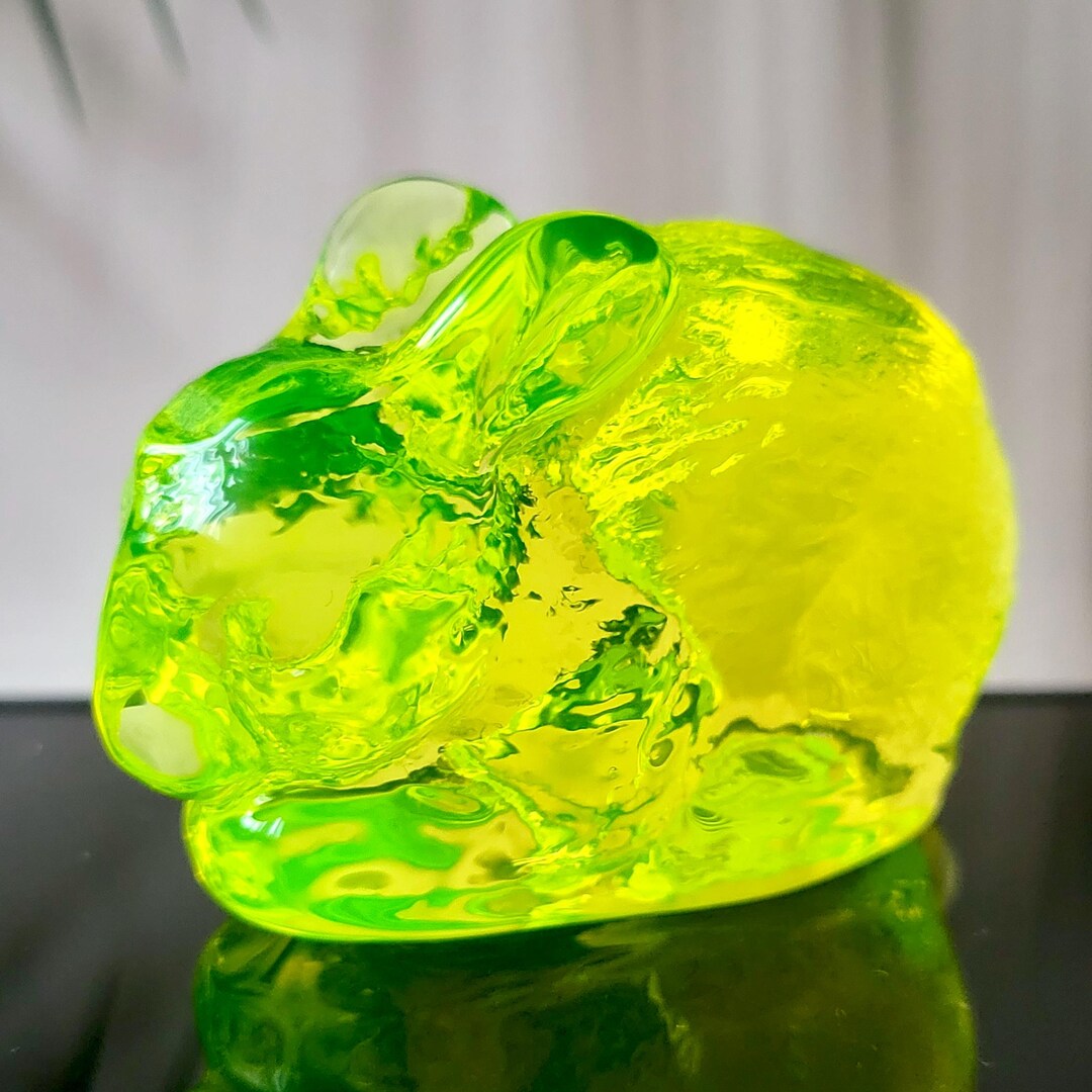 Art Deco Uranium Glass Rabbit Figurine Vaseline Yellow Glass Bunny ...