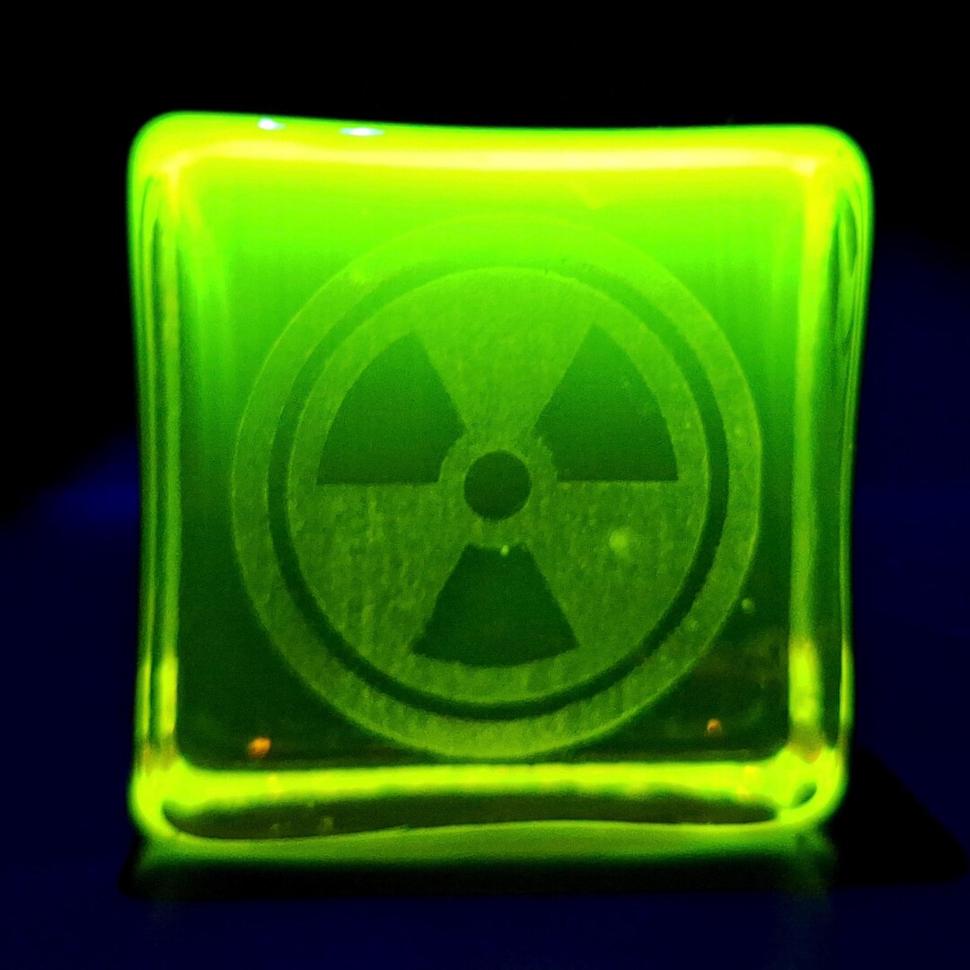 Uranium Glass Block Square 50x50mm Depression Vaseline Yellow Glass ...