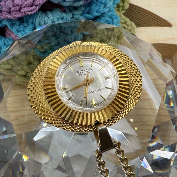 Simca De Luxe Oval Sunray Diamond Cut Pendant Watch N… - Gem