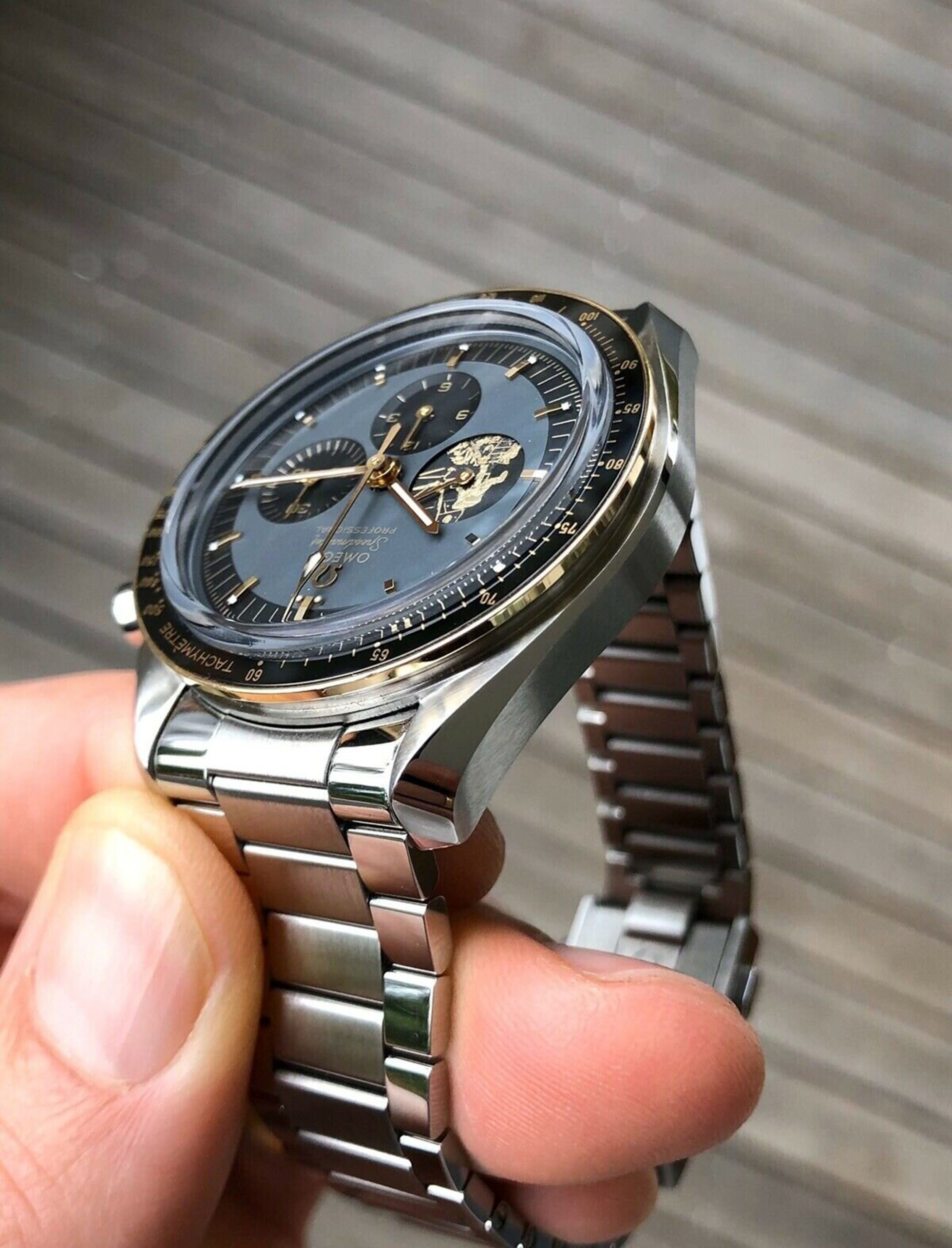 Omega Speedmaster Moonwatch Anniversary Limited Chronograph Automatic ...