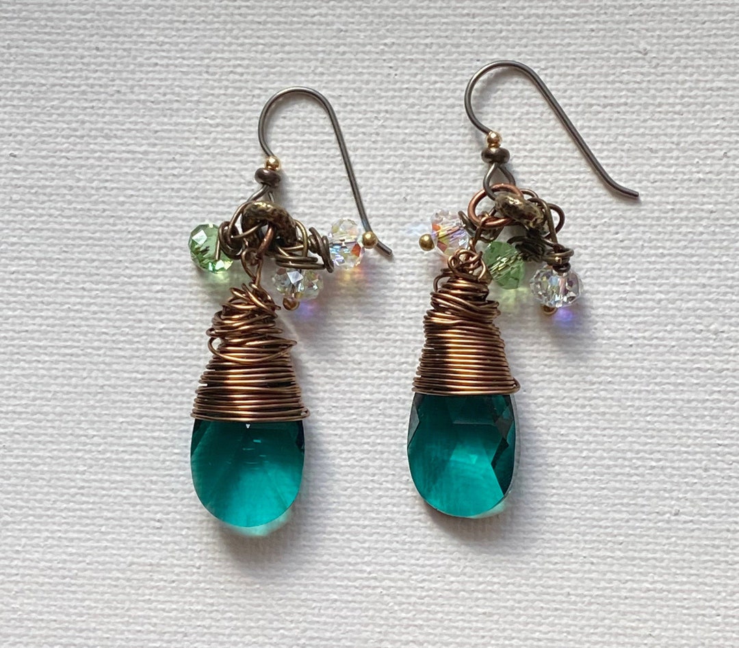 Emerald Crystal Wire Wrapped Pendant Earrings - Etsy.de