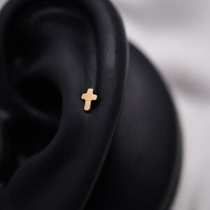 Titanium Cross Threadless Push Pin Labret, Cross Flat Back Earring ...