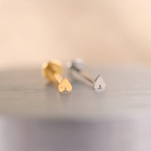 Titanium Tiny Heart Threadless Push Pin Labret, 2/2.5/3/3.5 Heart Flat ...