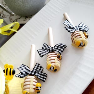 Mini Honey Dipper: Faux Honey Bee Tier Tray Decor - Etsy
