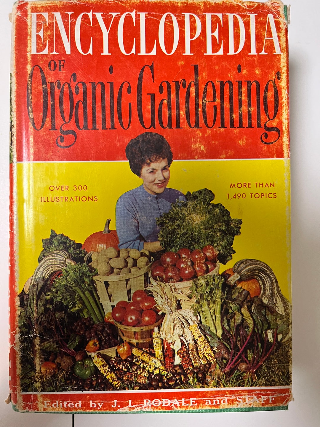 Vintage Gardening Book encyclopedia of Organic Gardening Copyright 1959 ...