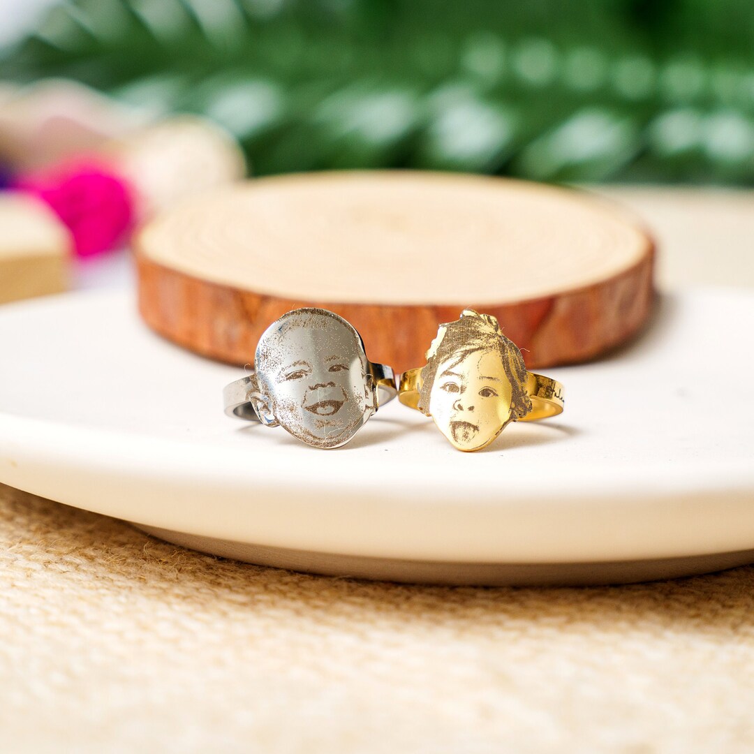 Real Picture Rings in Gold Silver Rose Gold • Engraved Ring • Custom ...