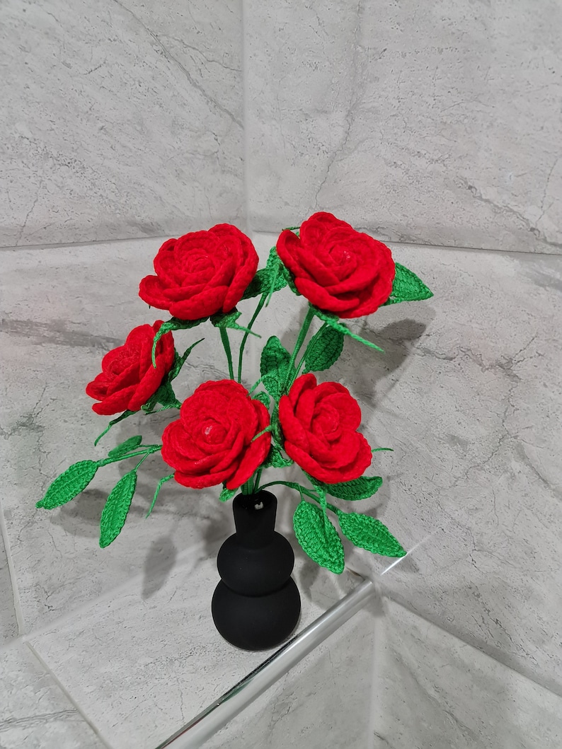 Easy Crochet Red Roses Pattern PDF DIY Crochet Valentines Day Decor ...