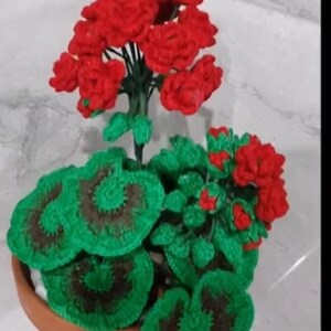 Easy Crochet Red Geranium Flower Pattern | DIY Floral Decor (PDF ...