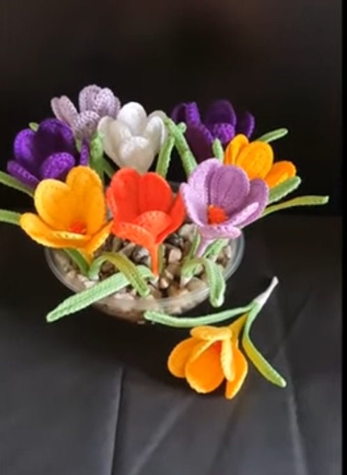Easy Crochet Crocus Flower Pattern PDF DIY Crochet Floral Decor With ...