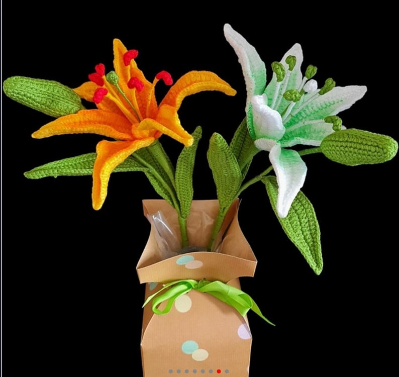 Easy Crochet Stargazer Lily Flower Pattern PDF DIY Crochet Floral Decor ...