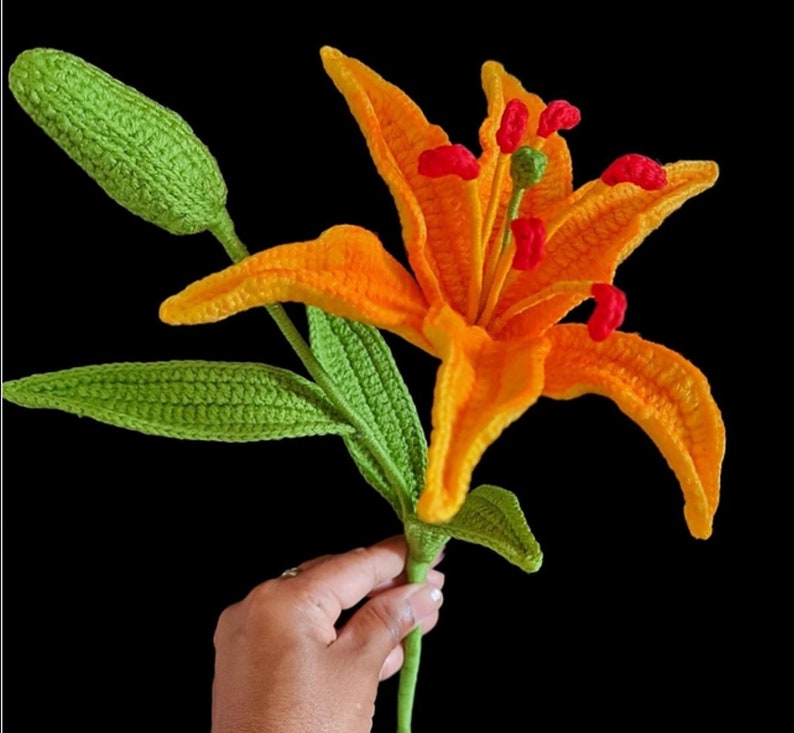 Easy Crochet Stargazer Lily Flower Pattern PDF DIY Crochet Floral Decor ...