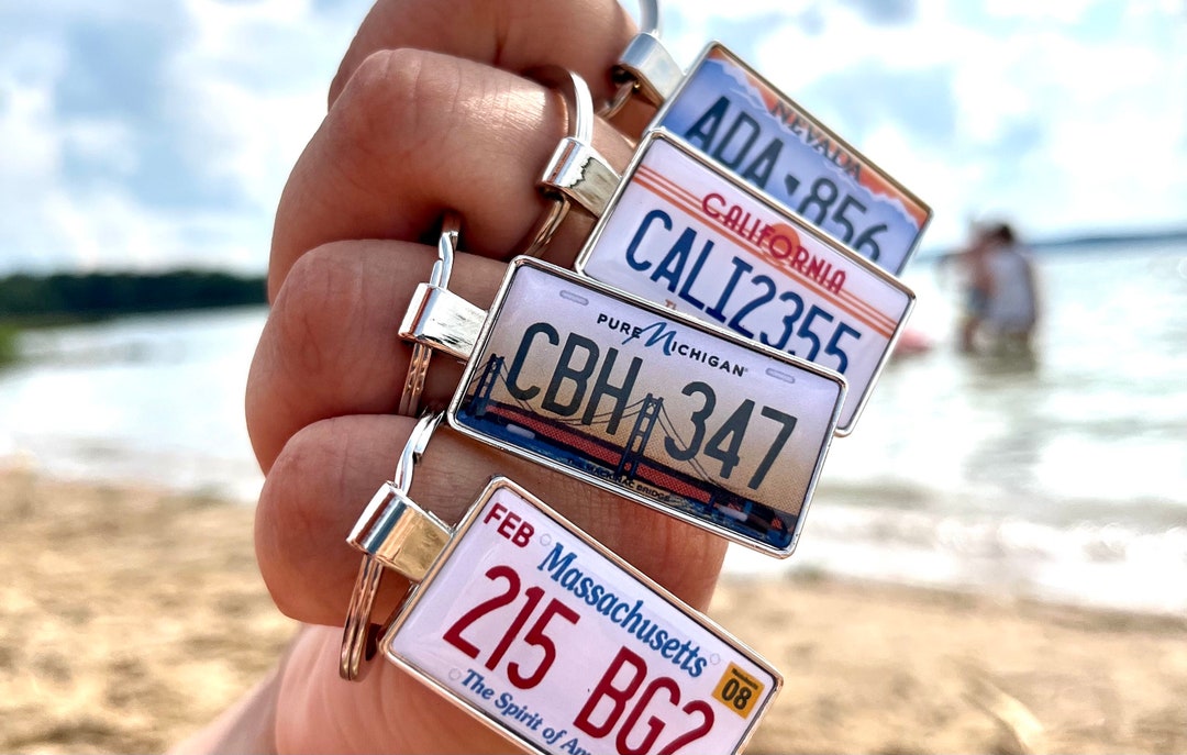 Custom US License Plate Keyring: Personalized Car Number Plate Keychain ...