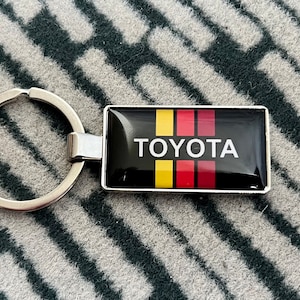 Toyota Vintage 80s Logo Custom Die-cut Car Keyring, TOYOTA TRD Truck ...
