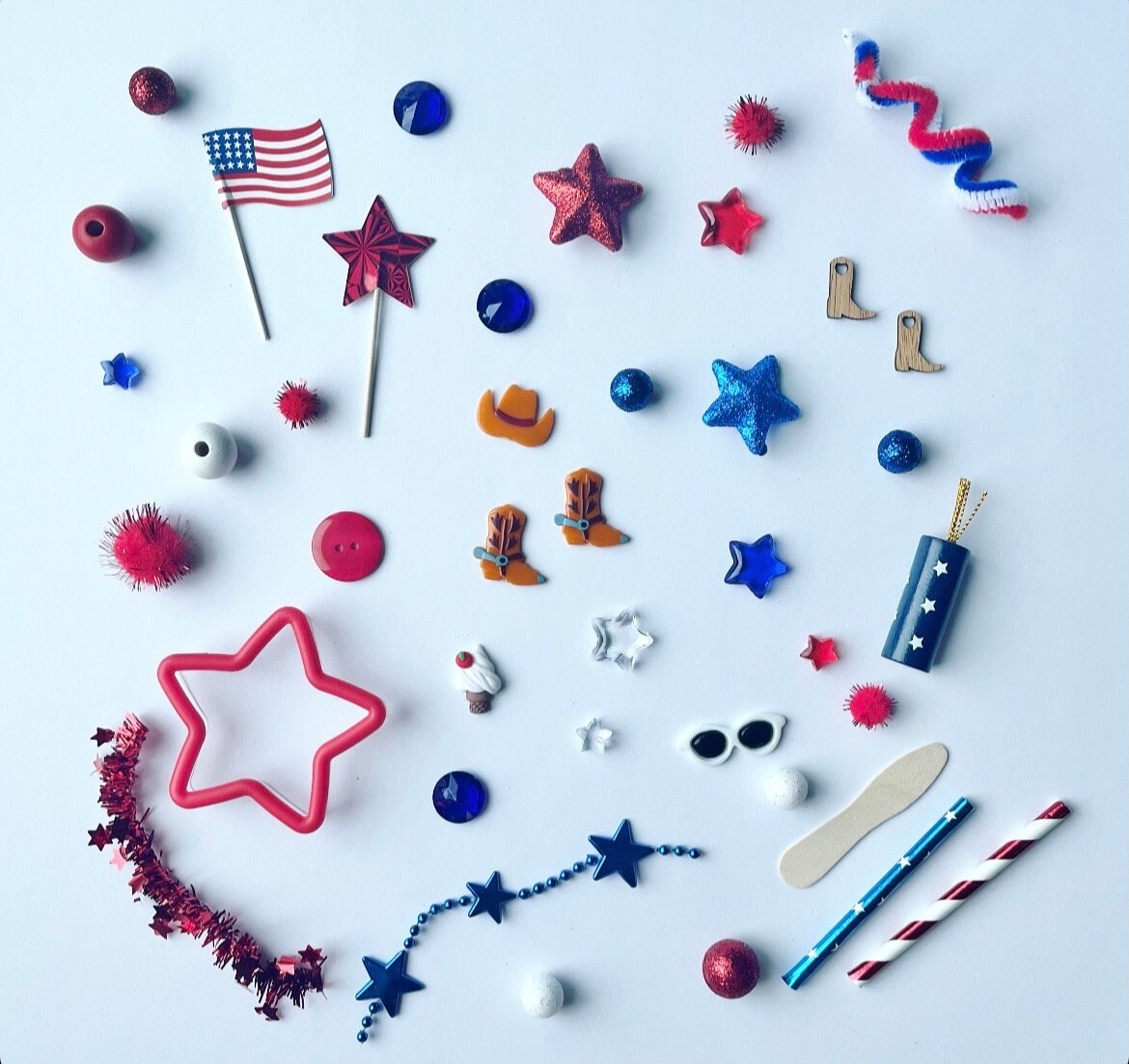 July 4th Patriotic Sensory Activity Kit - Homemade Play Dough & Sensory ...