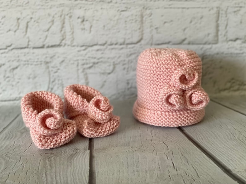 Knitting Pattern Vintage Inspired Rosebud Baby Beanie and - Etsy